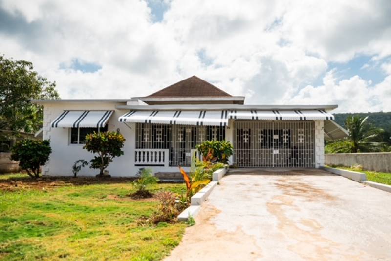 3 Bedroom Apartment - JBM Realty