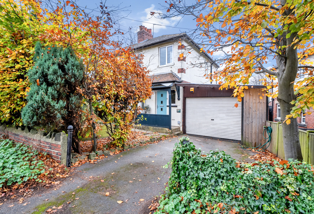 LS16, Leeds Area Guide - North Residential